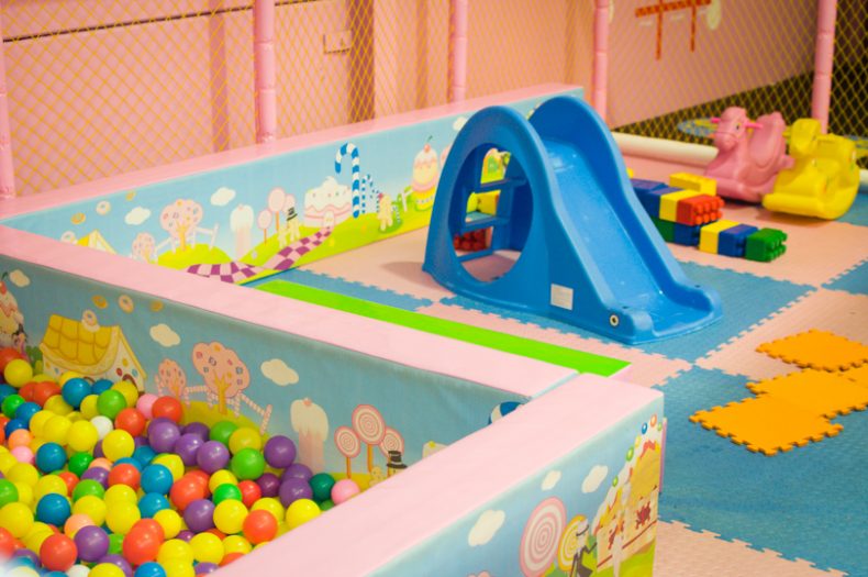 HDM visits Candyland Playhouse in Vineyard - Hills District Mums